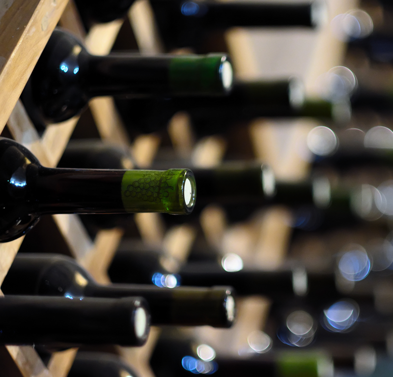 August 2023 Flash Report - Resilience of the wine market | Cult Wines